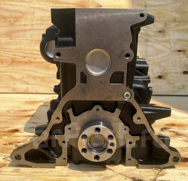 Блок в сборе с поршневой и коленвалом Hyundai D4BF под выступающие ...