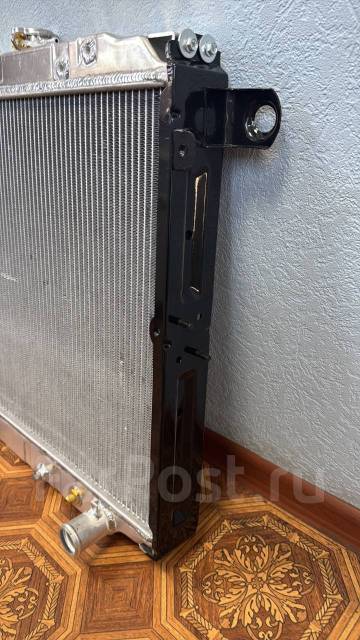 Радиатор алюминиевый Land Cruiser 100/ LX470 2UZ гарантия / отправка ...