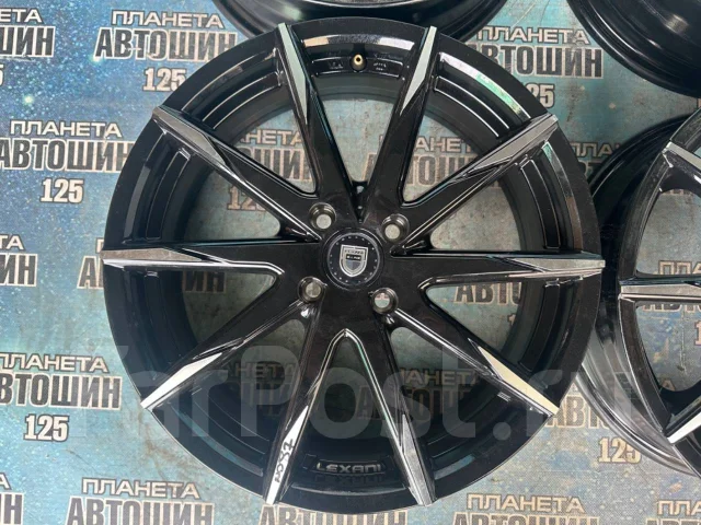 Продаю диски, Lexani, 17", 1 шт, 4x100, 9,00 кг. 56,1 мм. 4 шт, новый ...