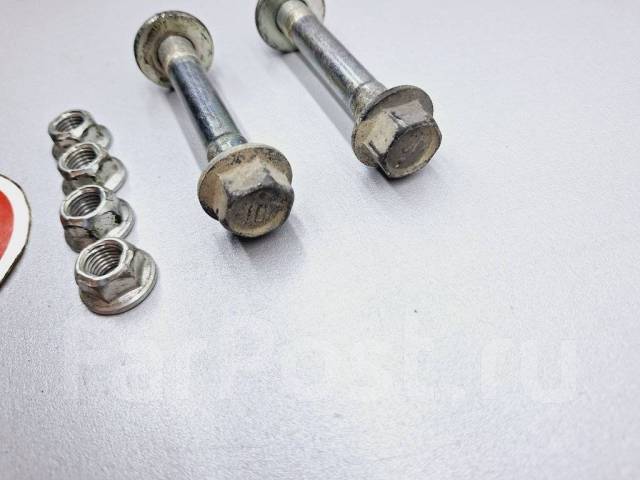 Болт амортизатора Subaru Forester 2009 901000357 SH5 EJ205, задний ...