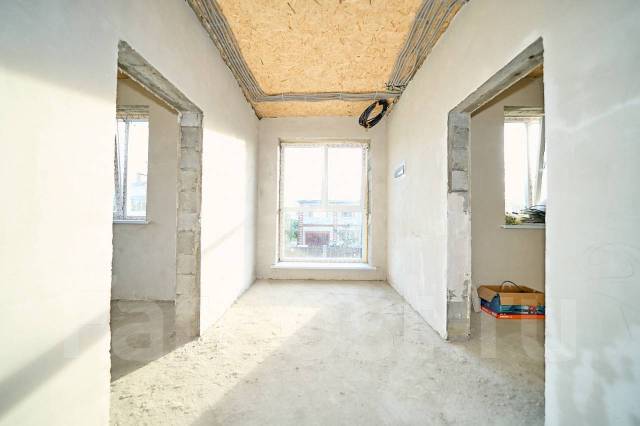 Коттедж с. Матвеевка, 1 000,0 кв. м. 175,5 кв. м. дом/коттедж, 27:17 ...