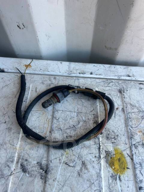 Датчик уровня Mitsubishi Fuso 6D16, 6D15, 6D15T, 6D17, 6M60T, 6M61 ...