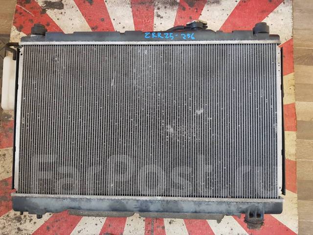 Радиатор основной Toyota Noah ZRR75G, 3ZR. купить в Уссурийске по цене ...