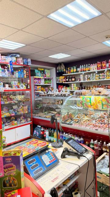 Срочнопродам продуктовый магазин в спальном районе Хабаровск. Цена: 800 ...