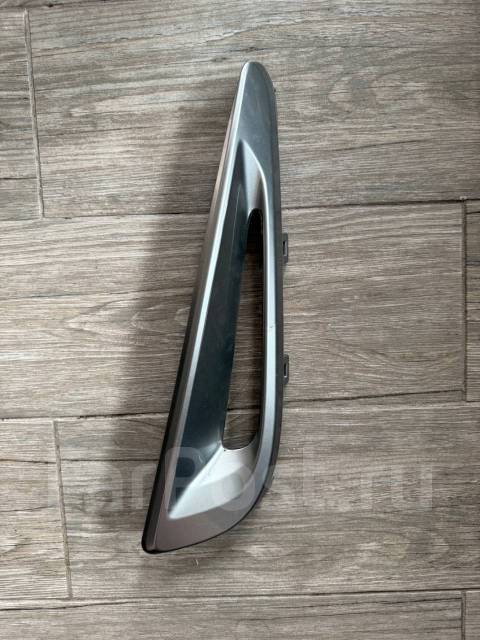 Заглушка бампера Toyota Prius 5271247060 ZVW50, передняя правая купить ...