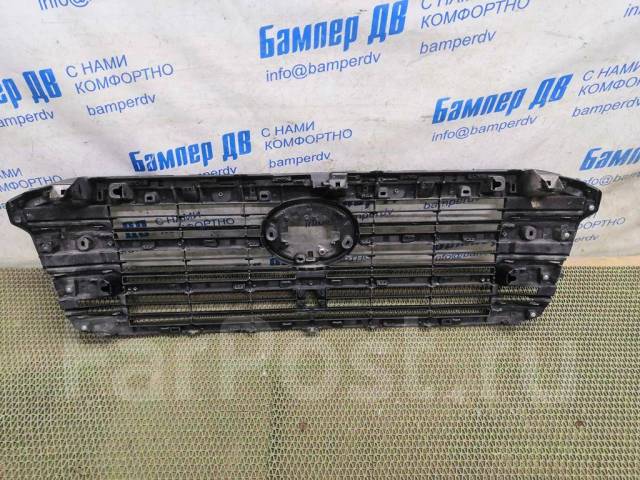 Решетка радиатора FJA300, GRJ300, VJA300 53114-60230 перед Toyota LAND ...