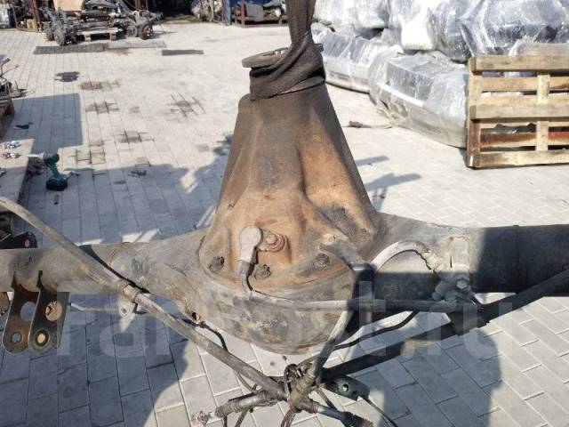 Мост Toyota Crown Comfort 2004 SXS13 3S-FE, задний купить в ...