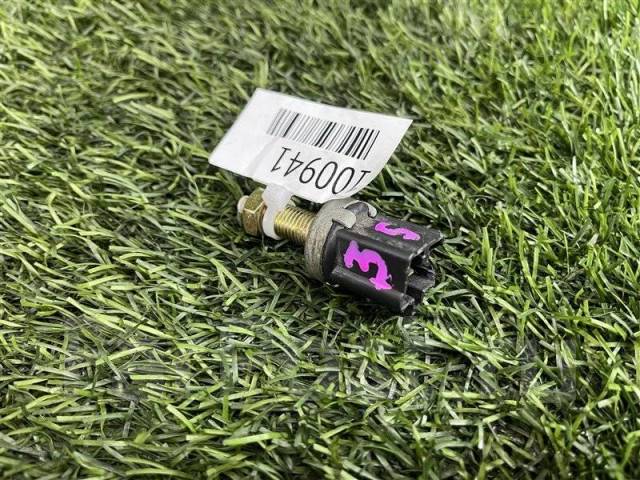 Датчик стоп сигнала Toyota Sprinter 2000 8434032050 AE114 4AFE ...