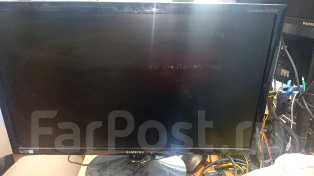 Монитор 24" Samsung S24B300 16:9 с адаптером, царапены, ЖК (LCD, LED ...