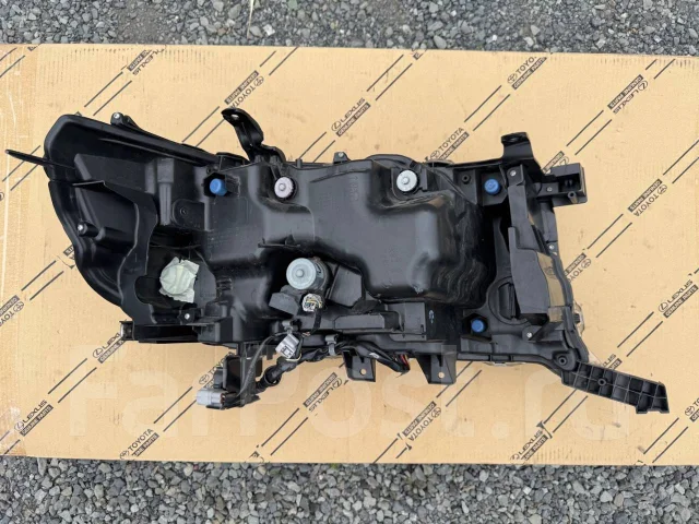 Фара Левая LED LAND Cruiser 200 202 2016+ 81106-60K10 купить во ...