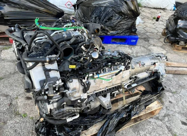 Двигатель в сборе Bmw S63B44 S63B44A во Владивостоке купить во ...