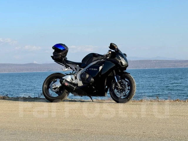 Honda CBR 1000RR Fireblade, 2011, 999 куб. см. 4х тактный, пробег по рф ...