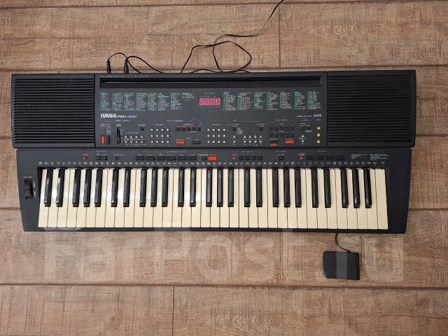 Синтезатор Yamaha PSR-400 made in Japan с педалью, б/у, в наличии. Цена ...
