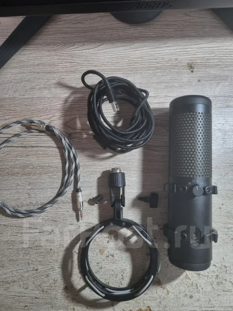 Игровой USB-микрофон HyperX QuadCast S (RGB / Оригинал), б/у, в наличии ...